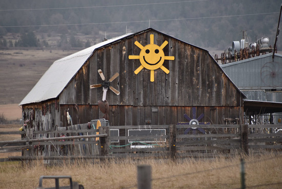 Happy Face Barn by Barb · 365 Project