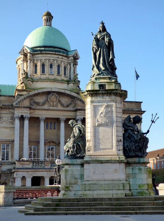 Queen Victoria Statue, Hull by Fisher Family · 365 Project