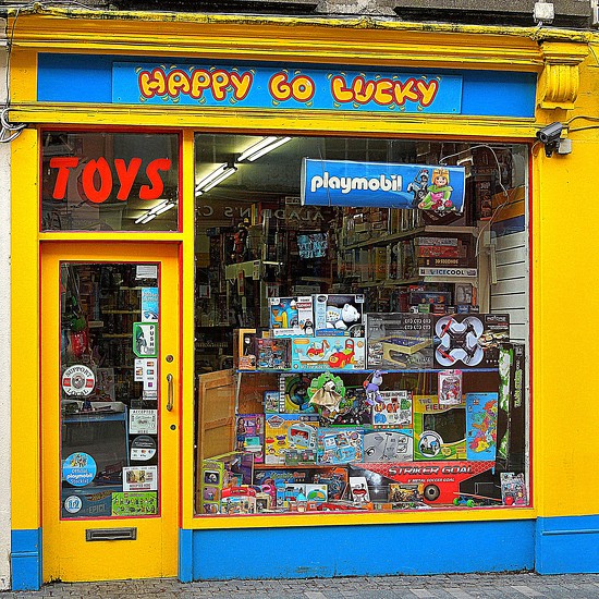 Clonakilty Main Street : the yellow and blue Toy Shop by Etienne · 365 ...
