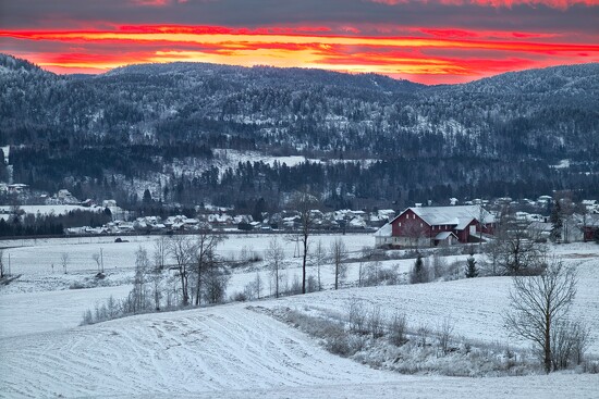 Extreme sunrise by Ole Kristian Valle · 365 Project
