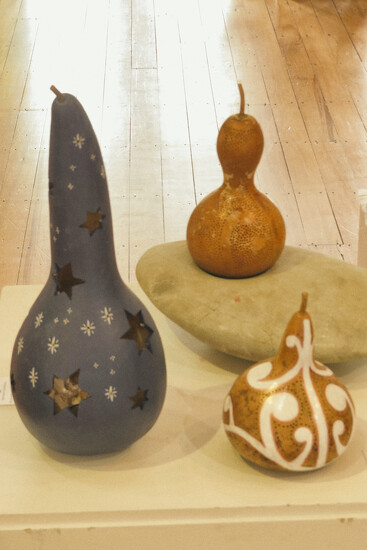 3 Hue gourds by kali · 365 Project