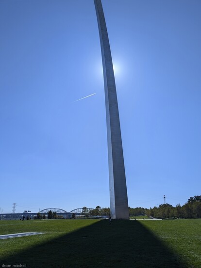 Gateway Arch by Thom Mitchell · 365 Project