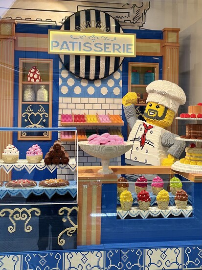 A LEGO ‘Patisserie’… by Beverley · 365 Project