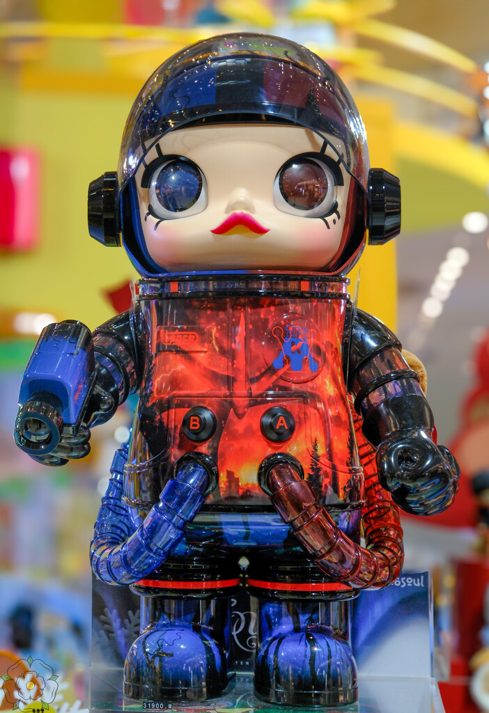 Pop Mart Mega Space Molly x Stranger Things 1000% collectible art toy ...