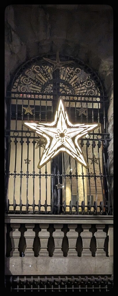 Xmas Window by ELFord 🇦🇺 · 365 Project